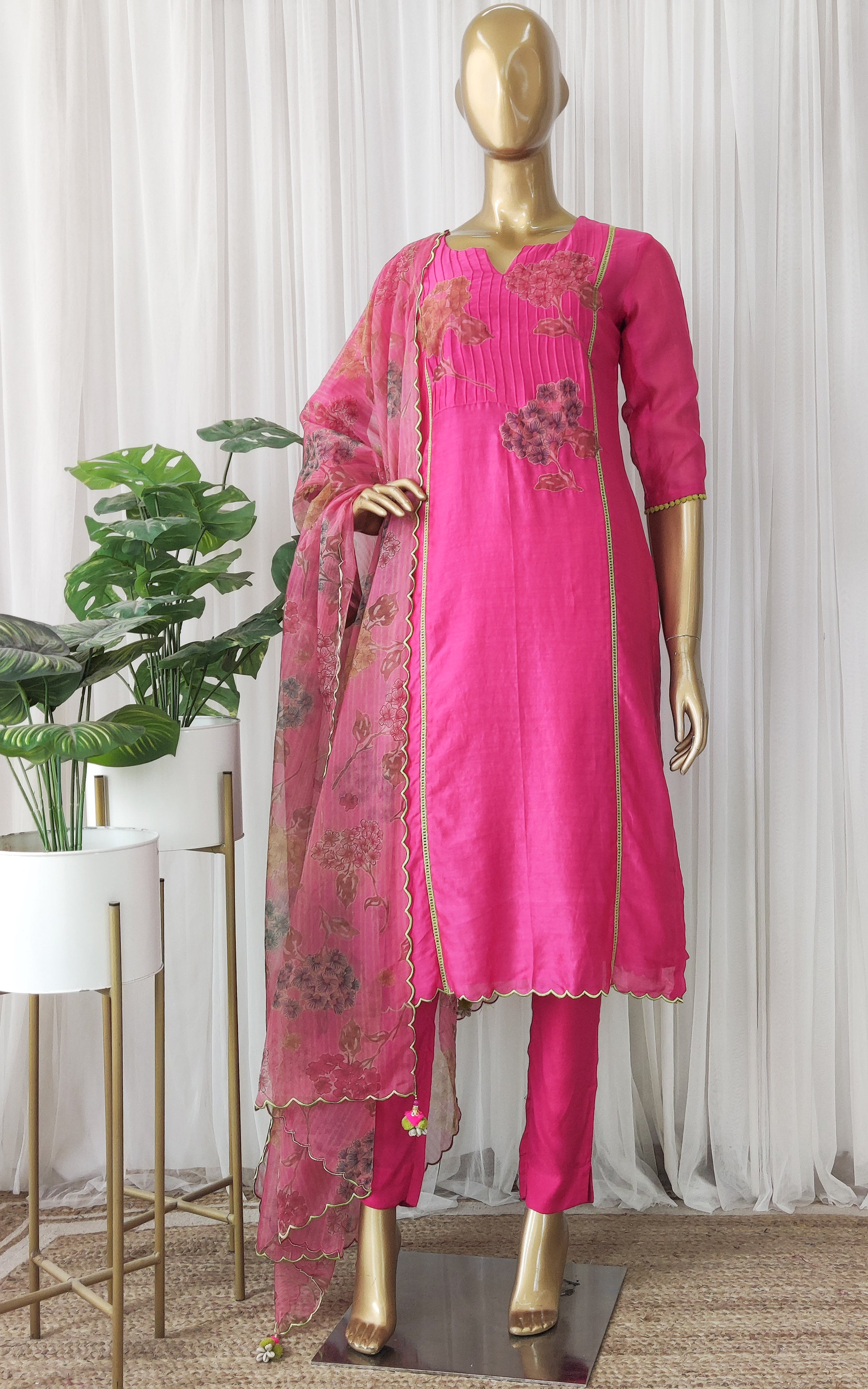 Hot Pink Silk Chanderi Kurta Set with Organza Dupatta