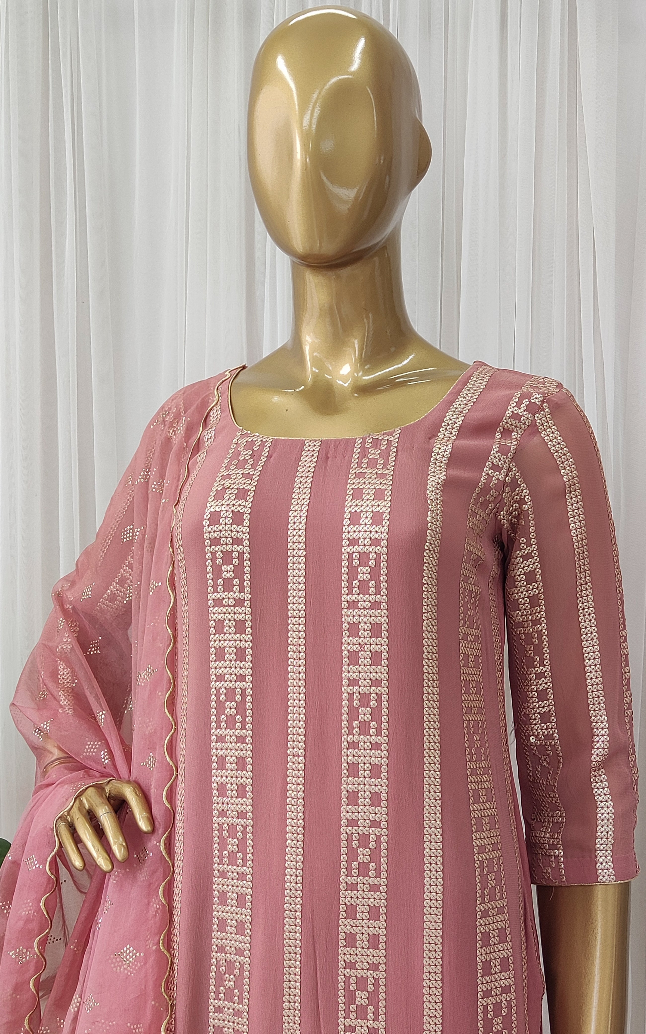 Onion Pink Kurta Pant Set with Organza Dupatta